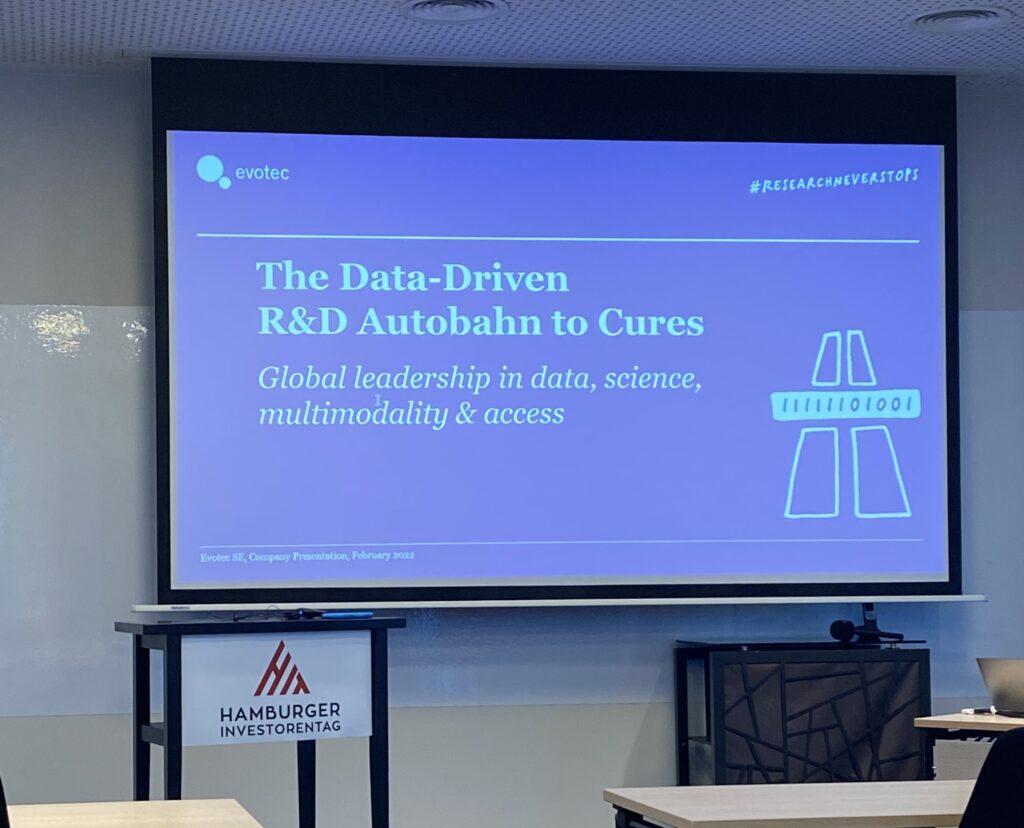 Evotec Aktie seit Bayerentscheid angeschlagen. CFO Enno Spillner stemmt ...