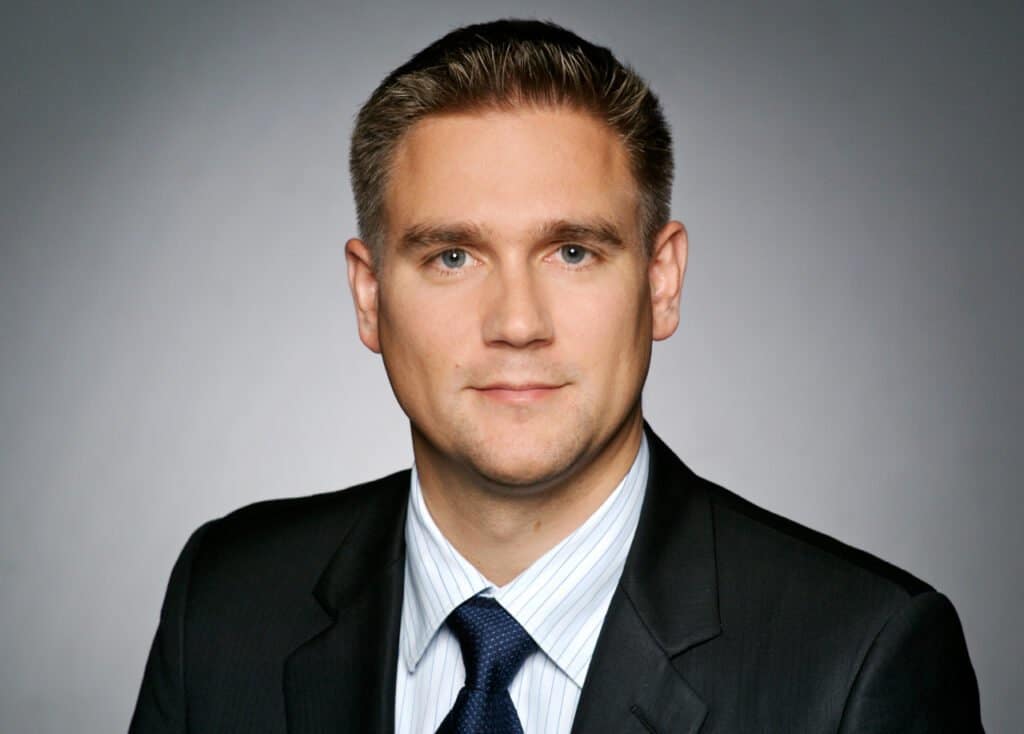 Smartbroker Aktie in Turbulenzen - Der neue alte CEO redet - jetzt.