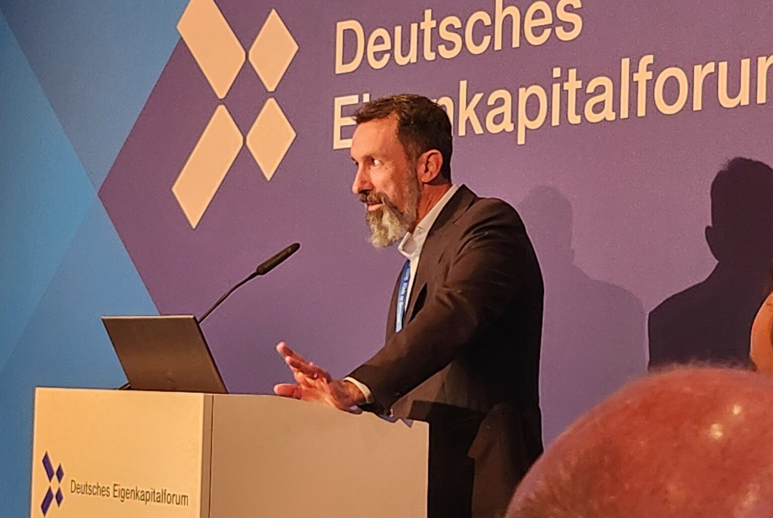 HomeToGo Richtung Break-even. CFO klärt auf.