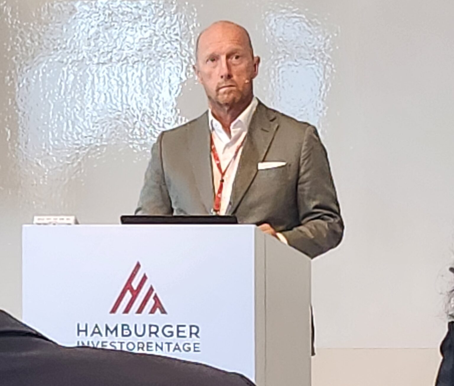 SFC Energy - stark mit Brennstoffzellen - auch ohne H2